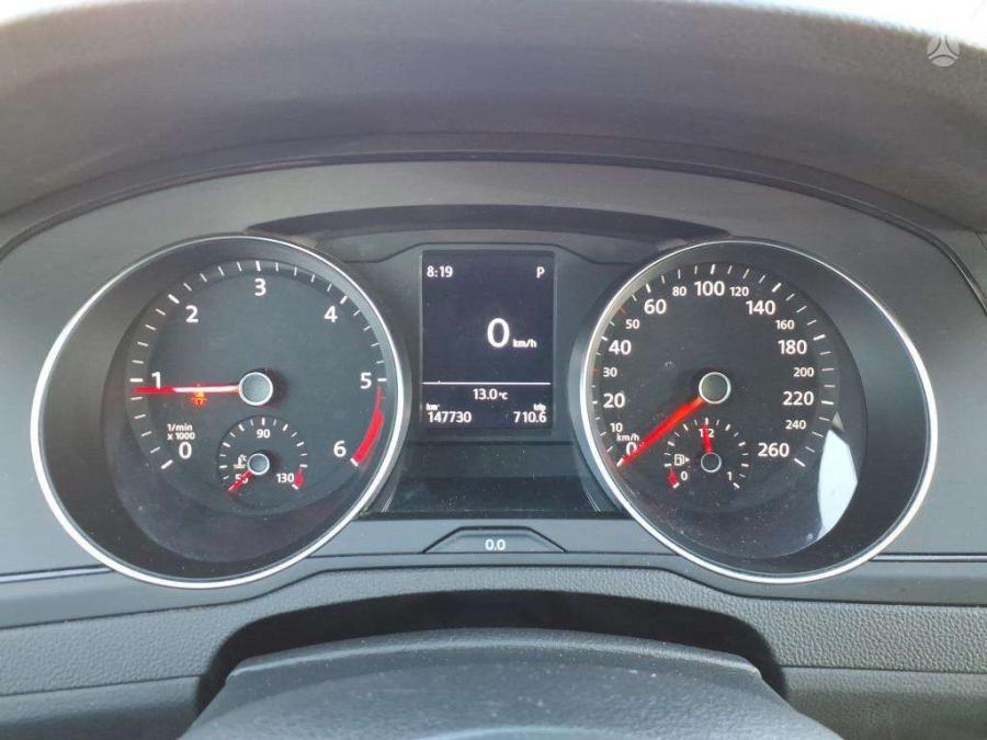 Black Volkswagen Passat 2021 in Vilnius, with an engine capacity of 1.97 L and mileage of 148 thousand km for 15800 €, photo 9 on AUTOMOTO.COM.LV
