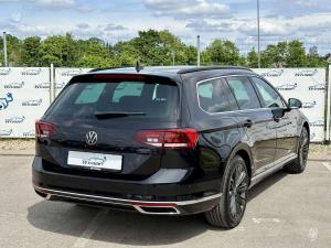 Black Volkswagen Passat 2021 in Vilnius, with an engine capacity of 1.40 L and mileage of 163 thousand km for 17700 €, photo 3 on AUTOMOTO.COM.LV