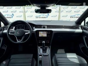 Black Volkswagen Passat 2021 in Vilnius, with an engine capacity of 1.40 L and mileage of 163 thousand km for 17700 €, photo 6 on AUTOMOTO.COM.LV