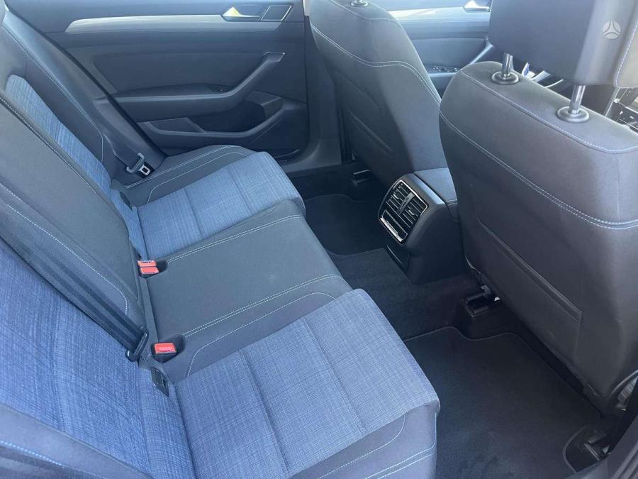 Melns Volkswagen Passat 2021 Viļņa, ar dzinēja tilpumu 1.40 L un nobraukumu 182 tūkst. km par 14900 €, foto 14 vietnē AUTOMOTO.COM.LV