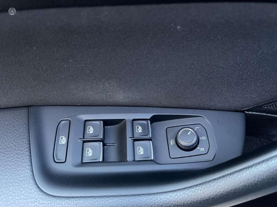 Melns Volkswagen Passat 2021 Viļņa, ar dzinēja tilpumu 1.40 L un nobraukumu 182 tūkst. km par 14900 €, foto 22 vietnē AUTOMOTO.COM.LV