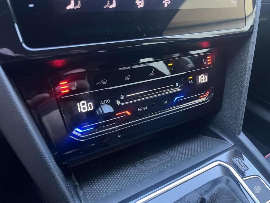 Melns Volkswagen Passat 2021 Viļņa, ar dzinēja tilpumu 1.40 L un nobraukumu 182 tūkst. km par 14900 €, foto 23 vietnē AUTOMOTO.COM.LV