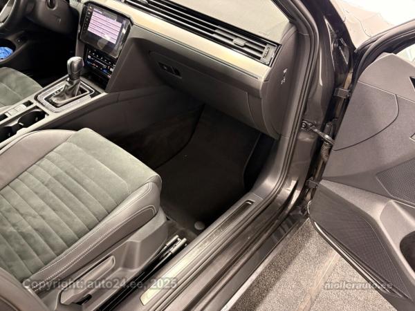 Melns Volkswagen Passat 2022 Tallina, ar dzinēja tilpumu 2.00 L un nobraukumu 130 tūkst. km par 25990 €, foto 11 vietnē AUTOMOTO.COM.LV