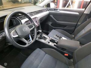 Black Volkswagen Passat 2022 in Vilnius, with an engine capacity of 1.40 L and mileage of 180 thousand km for 14999 €, photo 15 on AUTOMOTO.COM.LV