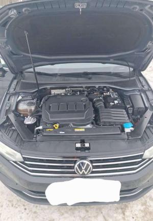 Black Volkswagen Passat 2022 in Panevezys, with an engine capacity of 1.97 L and mileage of 215 thousand km for 11000 €, photo 10 on AUTOMOTO.COM.LV