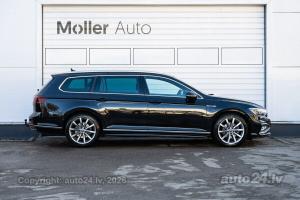 Melns Volkswagen Passat 2022 Rīga, ar dzinēja tilpumu 2.00 L un nobraukumu 156 tūkst. km par 24543 €, foto 5 vietnē AUTOMOTO.COM.LV