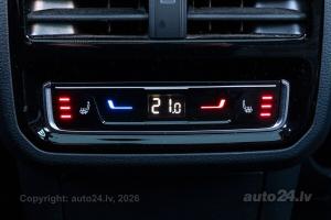 Melns Volkswagen Passat 2022 Rīga, ar dzinēja tilpumu 2.00 L un nobraukumu 156 tūkst. km par 24543 €, foto 17 vietnē AUTOMOTO.COM.LV