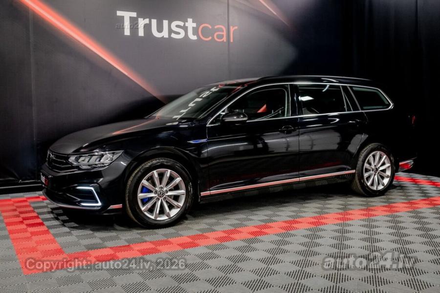 Melns Volkswagen Passat 2022 Pērnava, ar dzinēja tilpumu 1.40 L un nobraukumu 158 tūkst. km par 17500 €, foto 4 vietnē AUTOMOTO.COM.LV