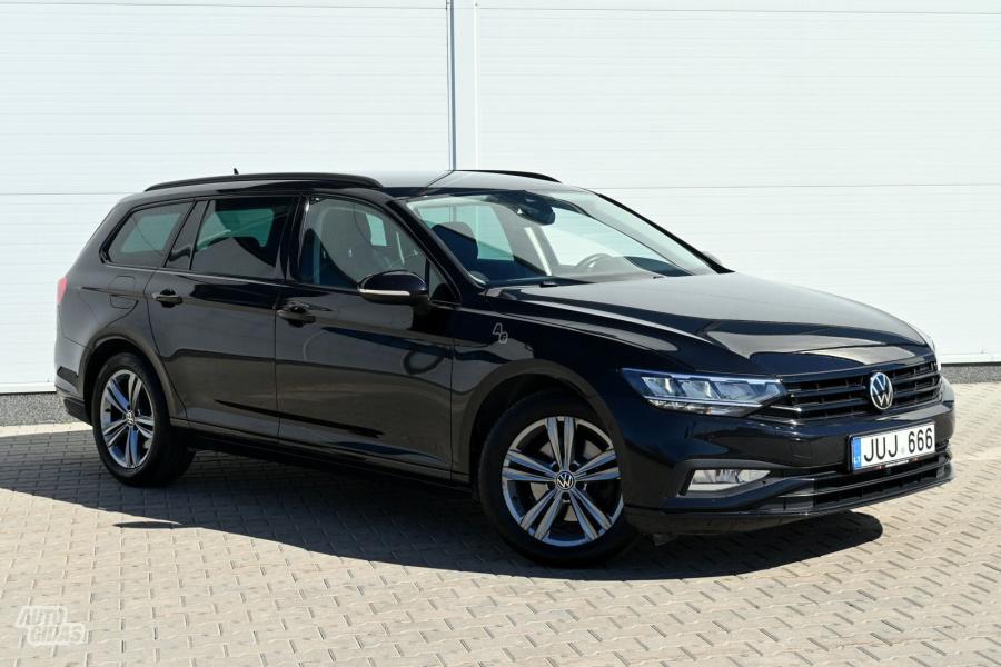 Black Volkswagen Passat 2022 in Kretinga, with an engine capacity of 2.00 L and mileage of 111 thousand km for 19999 €, photo 1 on AUTOMOTO.COM.LV