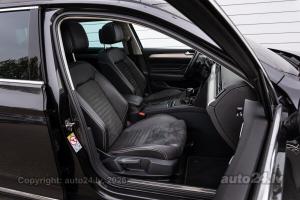 Black Volkswagen Passat 2022 in Riga, with an engine capacity of 2.00 L and mileage of 142 thousand km for 25364 €, photo 7 on AUTOMOTO.COM.LV