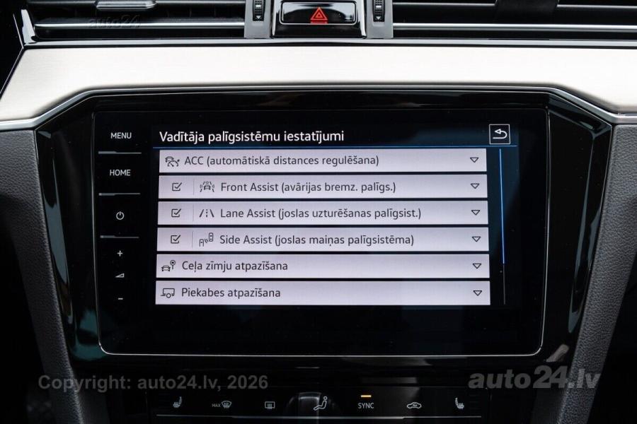 Black Volkswagen Passat 2022 in Riga, with an engine capacity of 2.00 L and mileage of 142 thousand km for 25364 €, photo 11 on AUTOMOTO.COM.LV