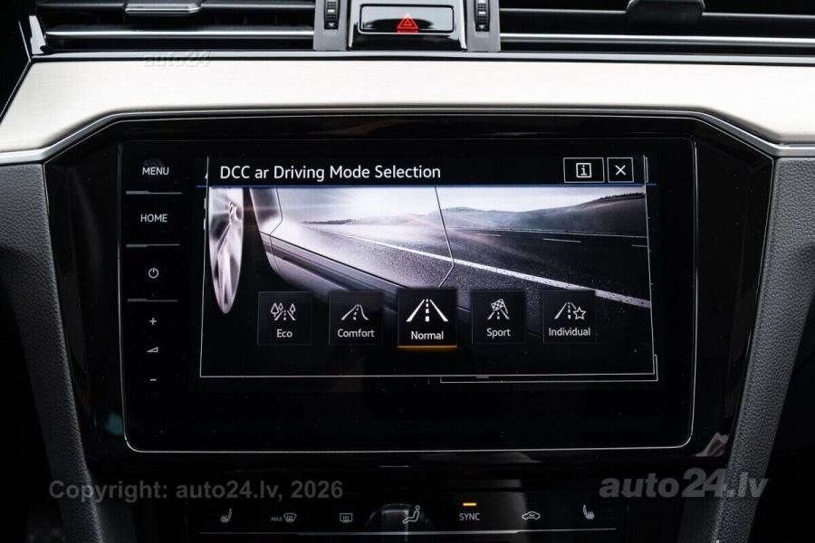 Black Volkswagen Passat 2022 in Riga, with an engine capacity of 2.00 L and mileage of 142 thousand km for 25364 €, photo 15 on AUTOMOTO.COM.LV