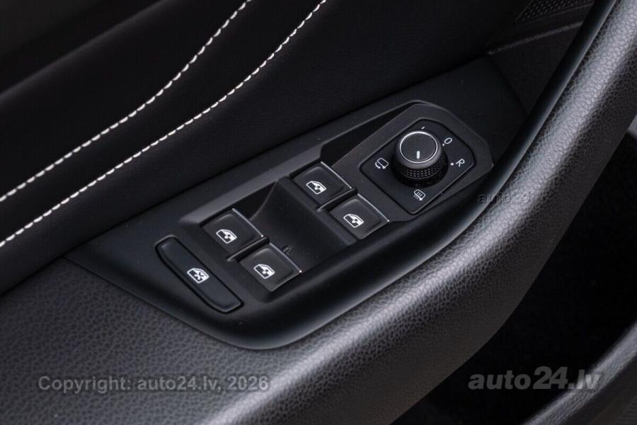 Black Volkswagen Passat 2022 in Riga, with an engine capacity of 2.00 L and mileage of 142 thousand km for 25364 €, photo 27 on AUTOMOTO.COM.LV