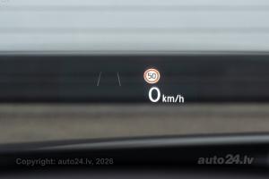 Black Volkswagen Passat 2022 in Riga, with an engine capacity of 2.00 L and mileage of 142 thousand km for 25364 €, photo 31 on AUTOMOTO.COM.LV