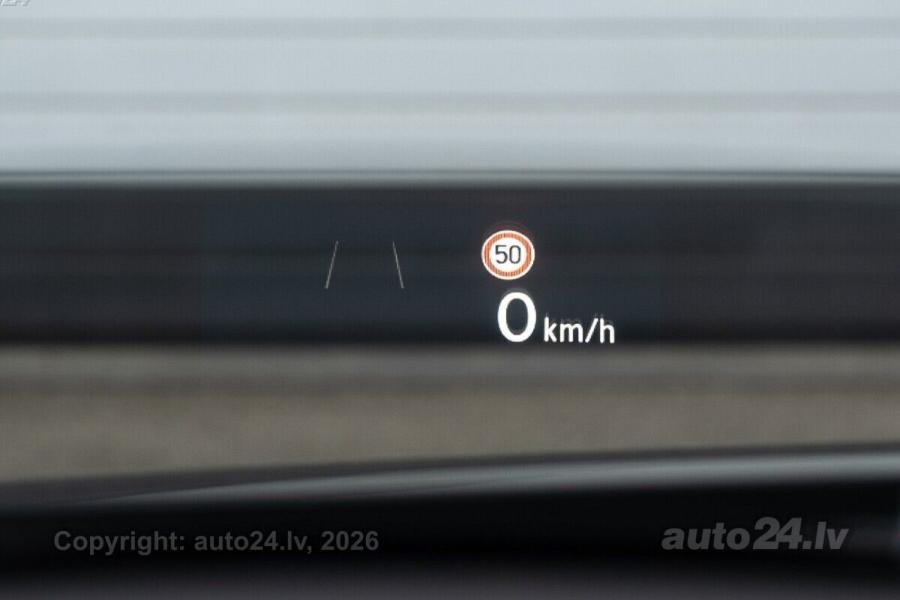 Black Volkswagen Passat 2022 in Riga, with an engine capacity of 2.00 L and mileage of 142 thousand km for 25364 €, photo 31 on AUTOMOTO.COM.LV