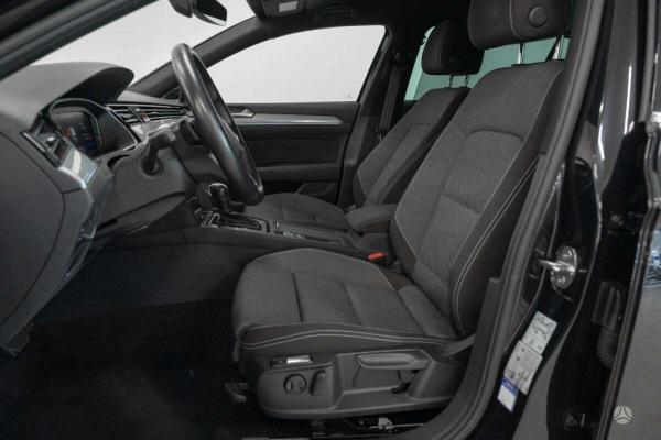 Melns Volkswagen Passat 2022 Viļņa, ar dzinēja tilpumu 2.00 L un nobraukumu 160 tūkst. km par 18900 €, foto 7 vietnē AUTOMOTO.COM.LV