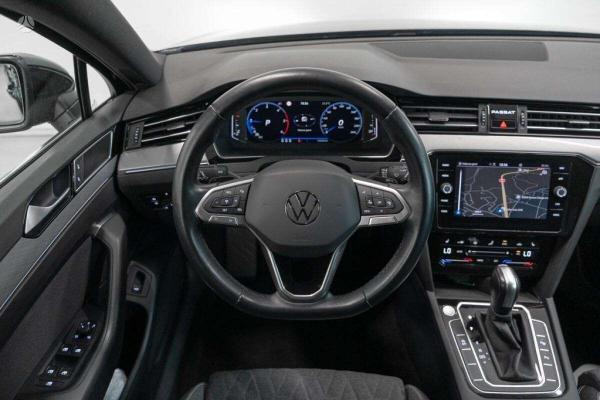 Melns Volkswagen Passat 2022 Viļņa, ar dzinēja tilpumu 2.00 L un nobraukumu 160 tūkst. km par 18900 €, foto 9 vietnē AUTOMOTO.COM.LV