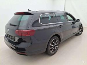 Black Volkswagen Passat 2022 in Vilnius, with an engine capacity of 1.50 L and mileage of 94 thousand km for 23474 €, photo 3 on AUTOMOTO.COM.LV