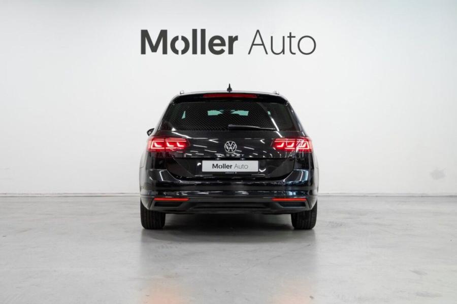 Melns Volkswagen Passat 2022 Viļņa, ar dzinēja tilpumu 2.00 L un nobraukumu 160 tūkst. km par 18900 €, foto 11 vietnē AUTOMOTO.COM.LV