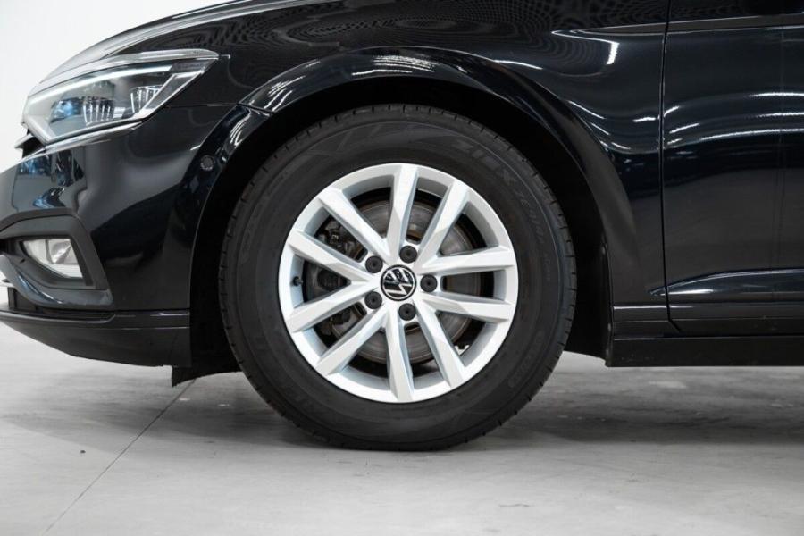 Melns Volkswagen Passat 2022 Viļņa, ar dzinēja tilpumu 2.00 L un nobraukumu 160 tūkst. km par 18900 €, foto 25 vietnē AUTOMOTO.COM.LV