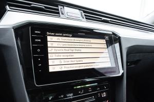 Black Volkswagen Passat 2022 in Riga, with an engine capacity of 2.00 L and mileage of 118 thousand km for 23500 €, photo 29 on AUTOMOTO.COM.LV