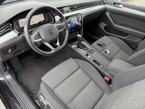 Black Volkswagen Passat 2022 in Vilnius, with an engine capacity of 1.97 L and mileage of 220 thousand km for 15550 €, photo 26 on AUTOMOTO.COM.LV