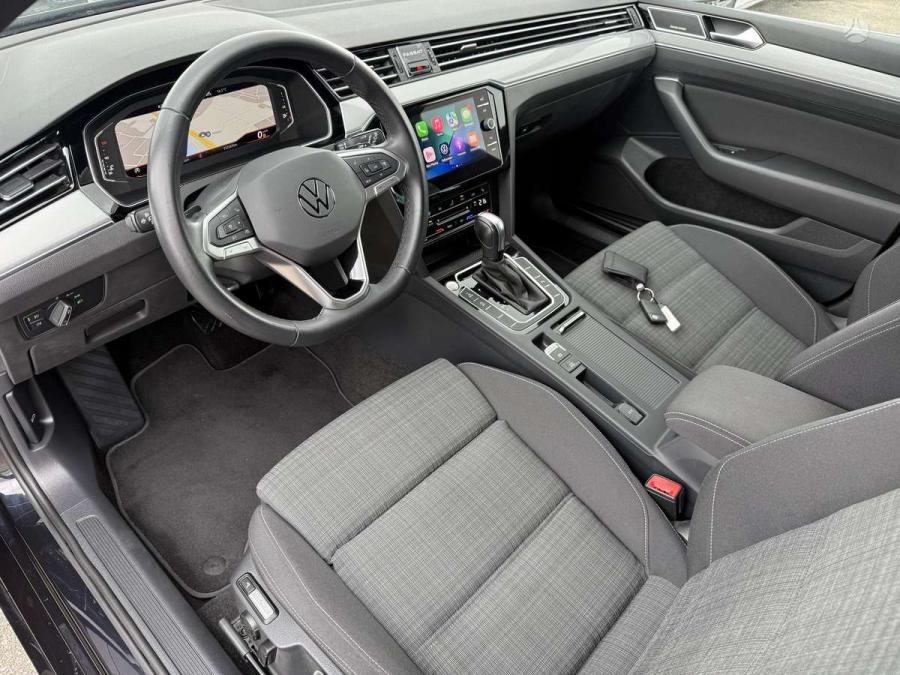 Black Volkswagen Passat 2022 in Vilnius, with an engine capacity of 1.97 L and mileage of 220 thousand km for 15550 €, photo 26 on AUTOMOTO.COM.LV