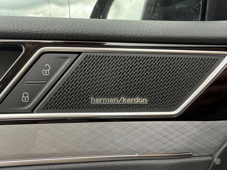 Black Volkswagen Passat 2022 in Vilnius, with an engine capacity of 1.97 L and mileage of 220 thousand km for 15550 €, photo 27 on AUTOMOTO.COM.LV