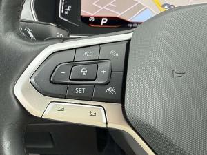Black Volkswagen Passat 2022 in Vilnius, with an engine capacity of 1.97 L and mileage of 220 thousand km for 15550 €, photo 32 on AUTOMOTO.COM.LV