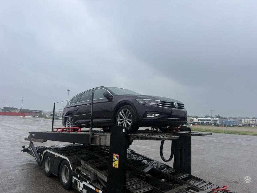 Black Volkswagen Passat 2022 in Vilnius, with an engine capacity of 1.97 L and mileage of 220 thousand km for 15550 €, photo 40 on AUTOMOTO.COM.LV