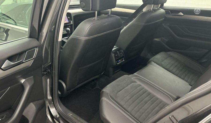 Melns Volkswagen Passat 2022 Viļņa, ar dzinēja tilpumu 1.50 L un nobraukumu 151 tūkst. km par 18515 €, foto 15 vietnē AUTOMOTO.COM.LV