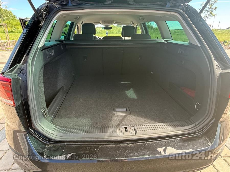 Melns Volkswagen Passat 2022 Rakvere, ar dzinēja tilpumu 2.00 L un nobraukumu 144 tūkst. km par 17900 €, foto 12 vietnē AUTOMOTO.COM.LV