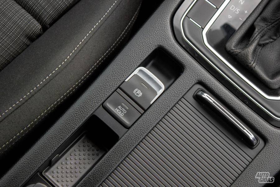 Melns Volkswagen Passat 2022 Kauņa, ar dzinēja tilpumu 2.00 L un nobraukumu 139 tūkst. km par 16600 €, foto 20 vietnē AUTOMOTO.COM.LV
