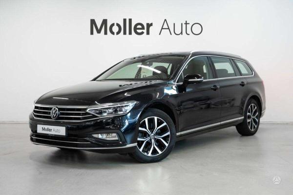 Black Volkswagen Passat 2022 in Vilnius, with an engine capacity of 2.00 L and mileage of 106 thousand km for 23900 €, photo 1 on AUTOMOTO.COM.LV