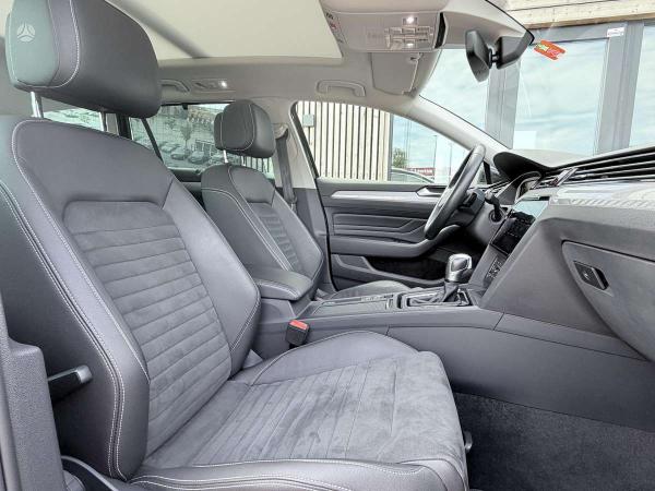 Black Volkswagen Passat 2022 in Vilnius, with an engine capacity of 1.40 L and mileage of 164 thousand km for 18100 €, photo 2 on AUTOMOTO.COM.LV