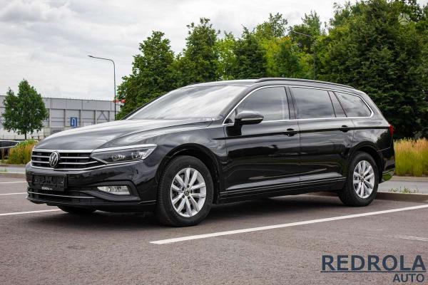 Black Volkswagen Passat 2022 in Kaunas, with an engine capacity of 1.97 L and mileage of 139 thousand km for 16600 €, photo 1 on AUTOMOTO.COM.LV