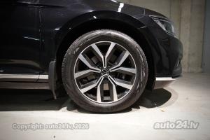 Melns Volkswagen Passat 2022 Tallina, ar dzinēja tilpumu 1.50 L un nobraukumu 119 tūkst. km par 20990 €, foto 25 vietnē AUTOMOTO.COM.LV