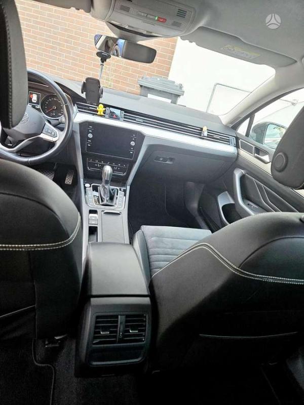 Melns Volkswagen Passat 2022 Viļņa, ar dzinēja tilpumu 1.50 L un nobraukumu 98 tūkst. km par 16750 €, foto 9 vietnē AUTOMOTO.COM.LV
