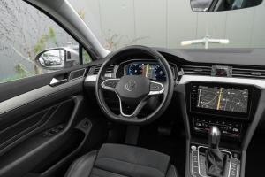 Melns Volkswagen Passat 2022 Viļņa, ar dzinēja tilpumu 2.00 L un nobraukumu 144 tūkst. km par 21150 €, foto 20 vietnē AUTOMOTO.COM.LV