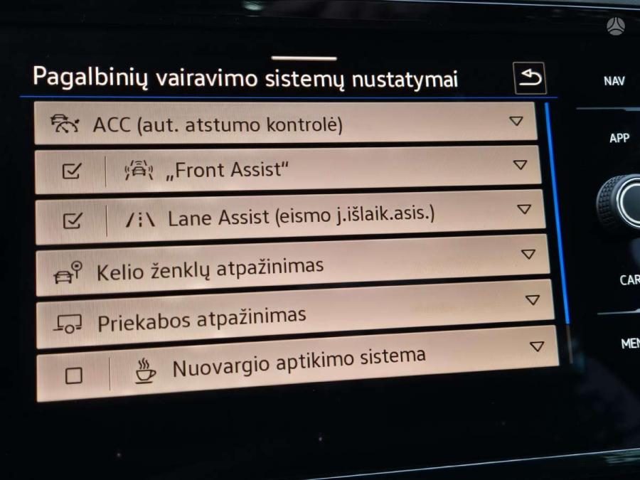 Черный Фольксваген Пассат 2023 в Каунас, объемом двигателя 1.97 л и пробегом 44 тыс. км за 20000 €, фото 15 на AUTOMOTO.COM.LV