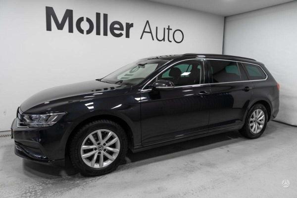 Black Volkswagen Passat 2023 in Vilnius, with an engine capacity of 1.50 L and mileage of 99 thousand km for 21900 €, photo 2 on AUTOMOTO.COM.LV