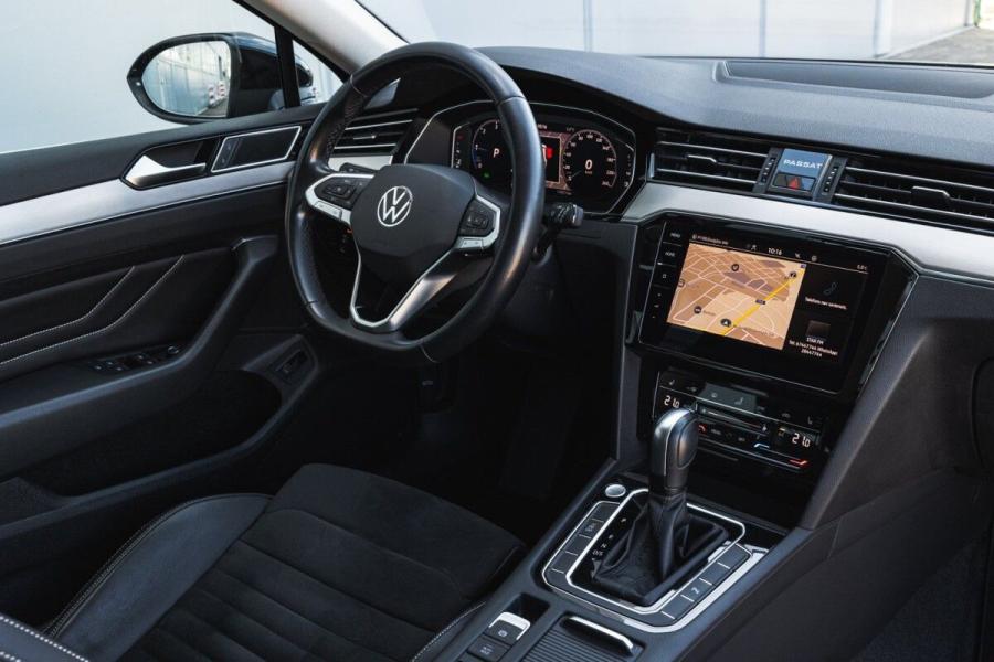 Melns Volkswagen Passat 2023 Ventspils, ar dzinēja tilpumu 2.00 L un nobraukumu 119 tūkst. km par 24700 €, foto 16 vietnē AUTOMOTO.COM.LV