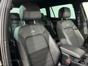 Melns Volkswagen Passat 2023 Tallina, ar dzinēja tilpumu 2.00 L un nobraukumu 93 tūkst. km par 26990 €, foto 14 vietnē AUTOMOTO.COM.LV