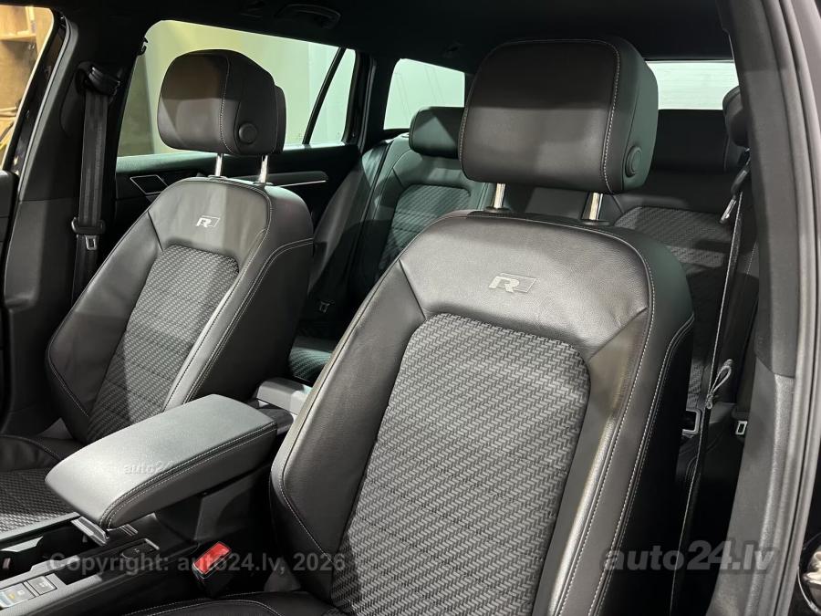 Melns Volkswagen Passat 2023 Tallina, ar dzinēja tilpumu 2.00 L un nobraukumu 93 tūkst. km par 26990 €, foto 15 vietnē AUTOMOTO.COM.LV