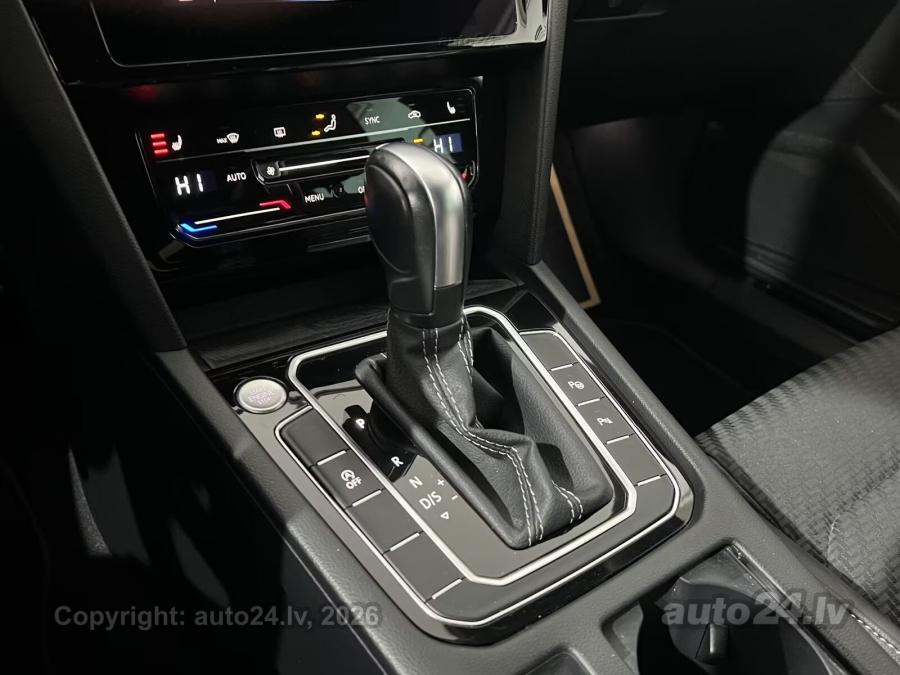 Melns Volkswagen Passat 2023 Tallina, ar dzinēja tilpumu 2.00 L un nobraukumu 93 tūkst. km par 26990 €, foto 23 vietnē AUTOMOTO.COM.LV
