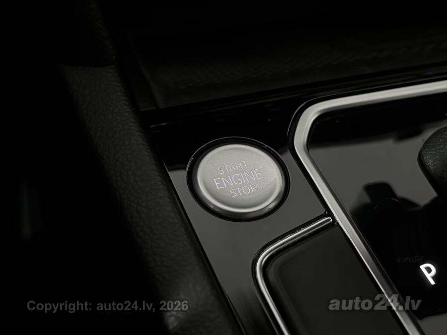 Melns Volkswagen Passat 2023 Tallina, ar dzinēja tilpumu 2.00 L un nobraukumu 93 tūkst. km par 26990 €, foto 27 vietnē AUTOMOTO.COM.LV