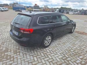 Black Volkswagen Passat 2023 in Taurage, with an engine capacity of 1.97 L and mileage of 300 thousand km for 12300 €, photo 4 on AUTOMOTO.COM.LV
