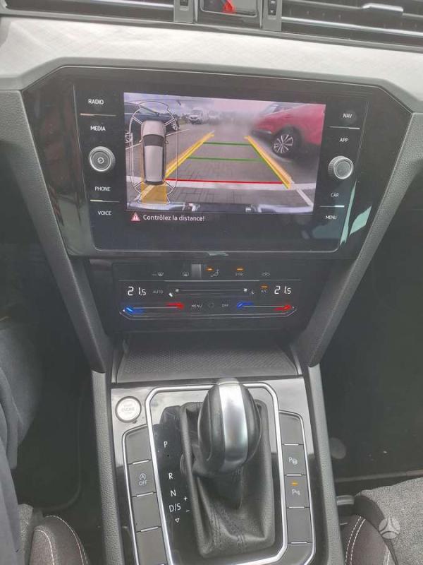 Black Volkswagen Passat 2023 in Taurage, with an engine capacity of 1.97 L and mileage of 300 thousand km for 12300 €, photo 5 on AUTOMOTO.COM.LV