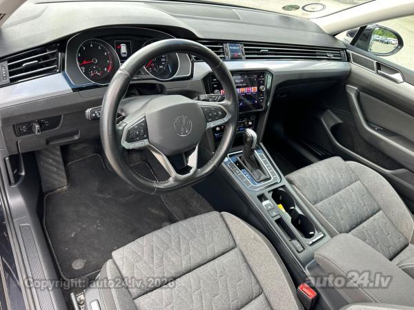 Black Volkswagen Passat 2023 in Tartu, with an engine capacity of 1.50 L and mileage of 131 thousand km for 19990 €, photo 10 on AUTOMOTO.COM.LV