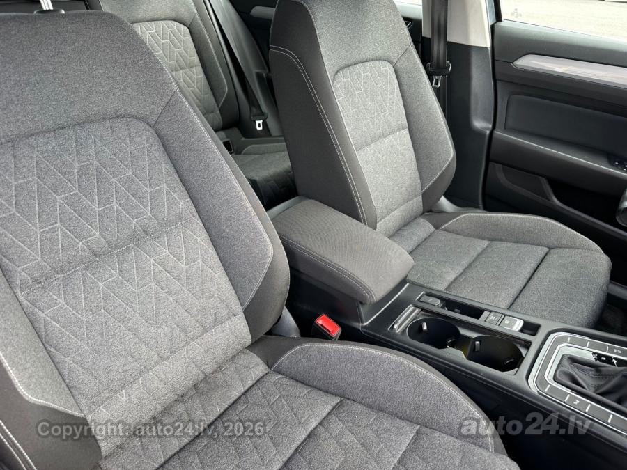 Melns Volkswagen Passat 2023 Tartu, ar dzinēja tilpumu 1.50 L un nobraukumu 131 tūkst. km par 19990 €, foto 16 vietnē AUTOMOTO.COM.LV